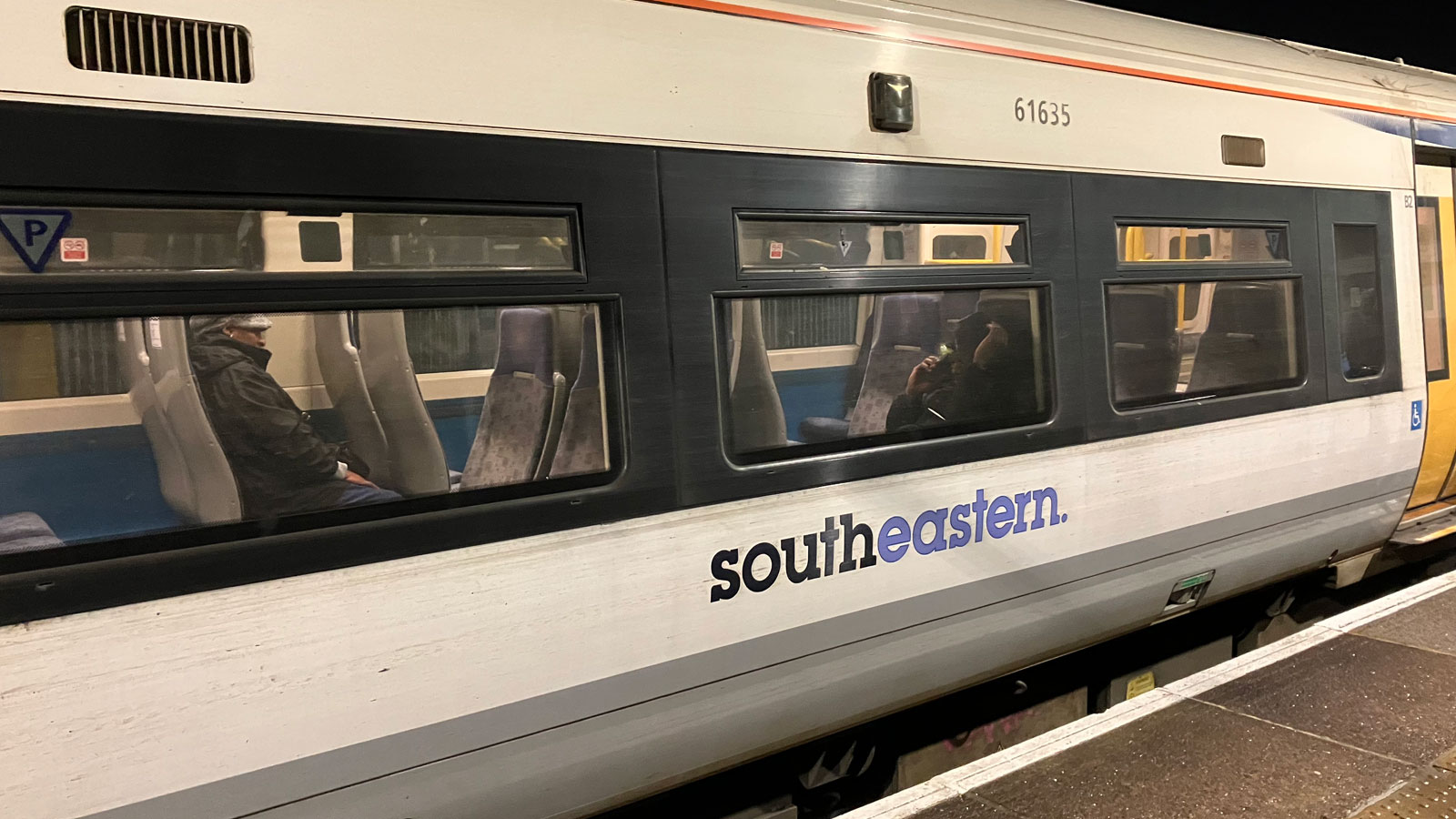Early Southeastern Metro trains cancelled as rail workers prepare for ...