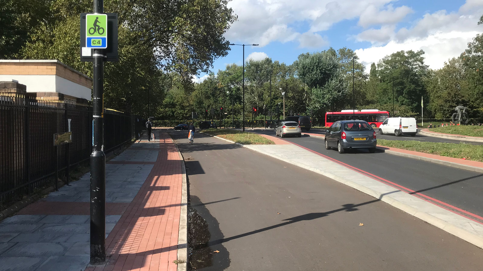 Cycleway 4's missing link is open - finally linking Greenwich with ...