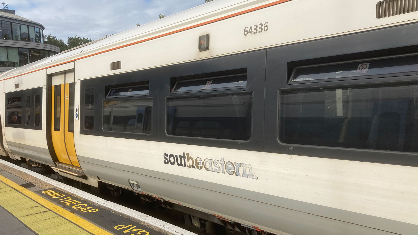 'Embarrassing' Southeastern Metro trains will finally be refurbished ...